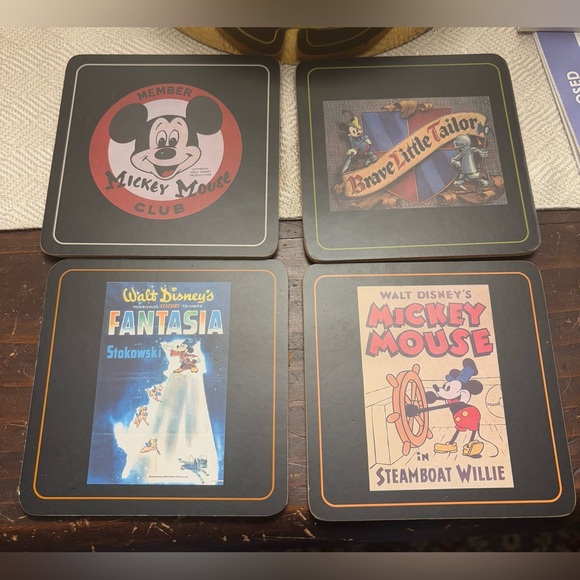 Disney | Dining | Disney Vintage Set Of 4 Walt Disney Retro Mickey ...